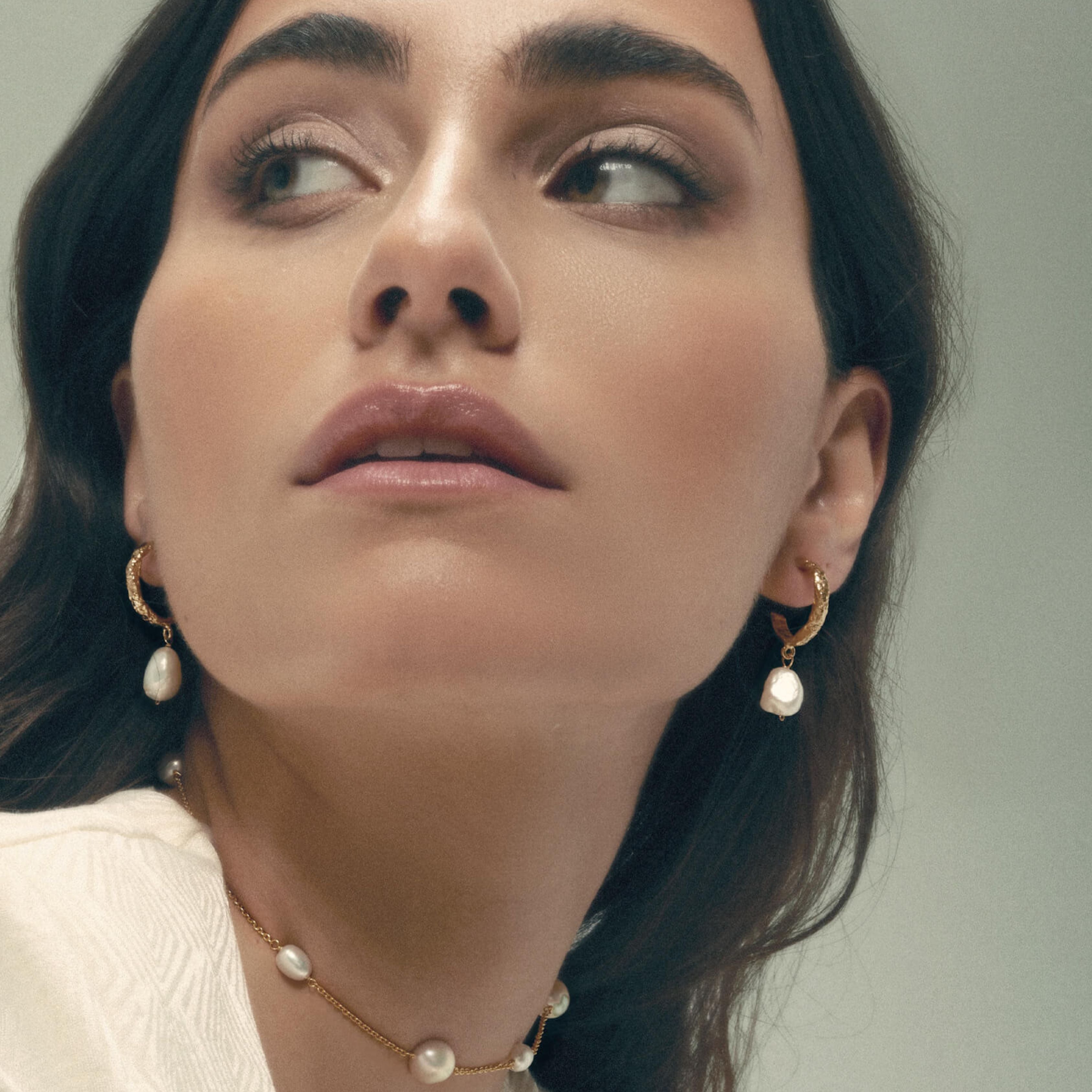Qué pendientes de novia llevar según tu velo | LAVANI Jewels